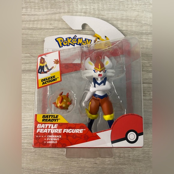 Pokemon | Toys | Pokemon Battle Feature Figure Cinderace Deluxe Action ...